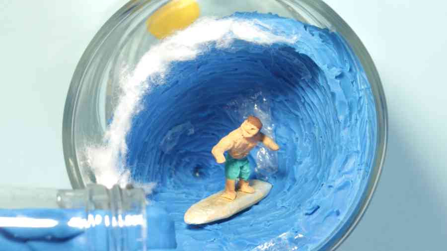 Creative Claymation Surfer 2021 | Cliff Creativity